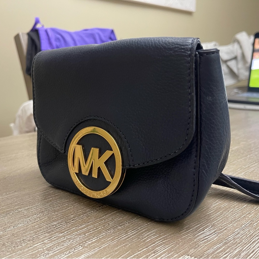 Michael Kors Crossover Body Navy Blue Purse - Gem